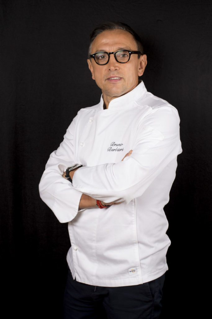 Chef Bruno Barbieri e la ricetta stellata degli involtini di gamberi