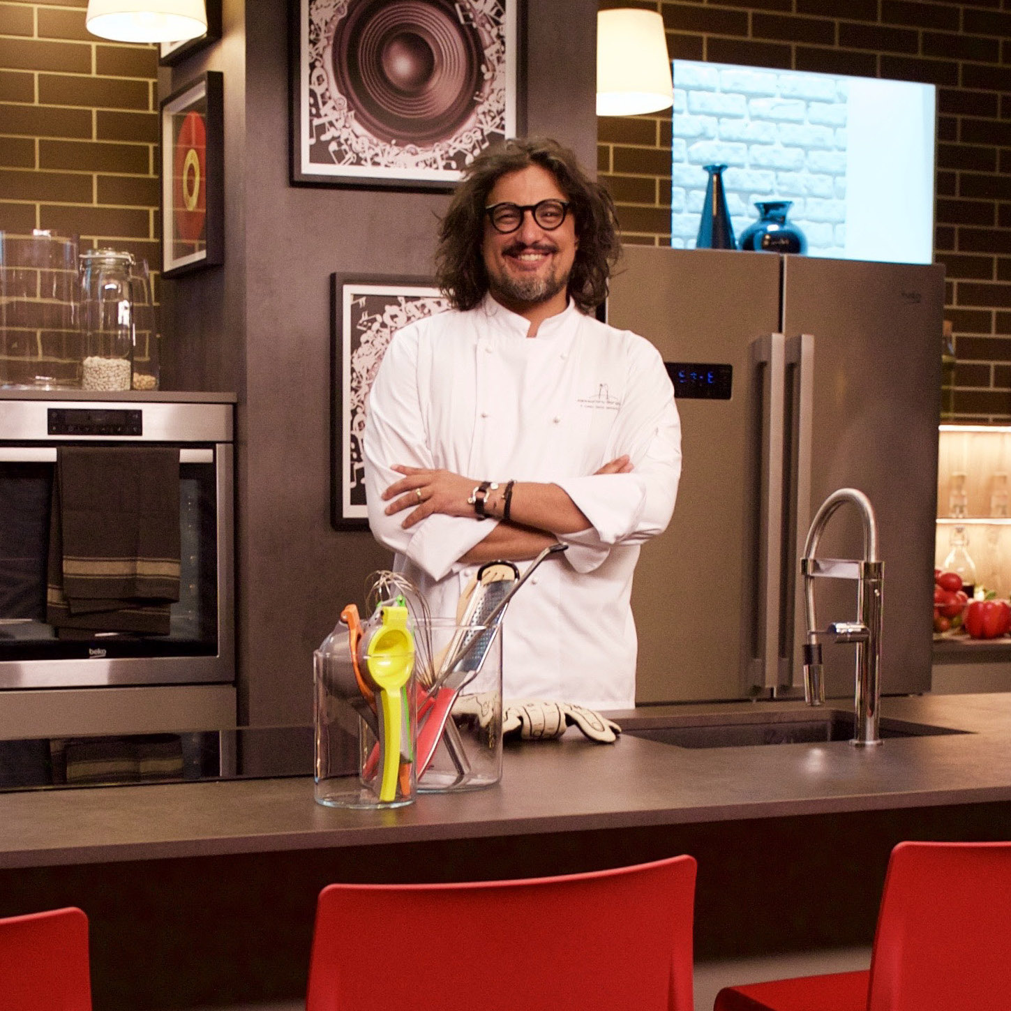 Alessandro Borghese presenta Kitchen Duel, il nuovo cooking show di Sky