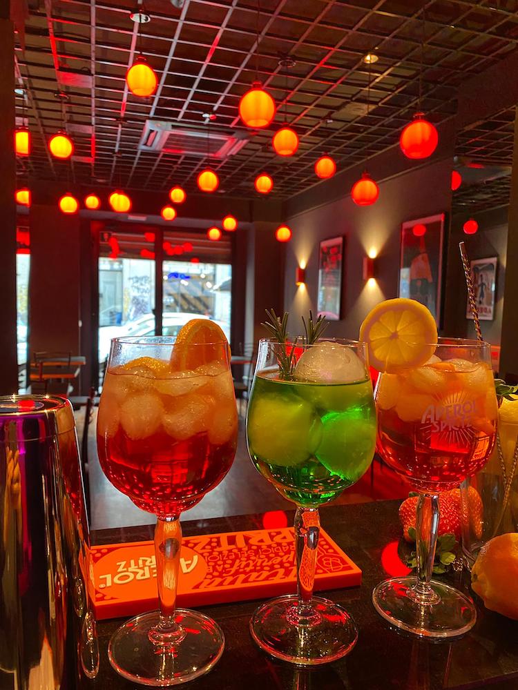 Orange Spritz Bar, la “Spritzeria” che offre 16 tipi di spritz